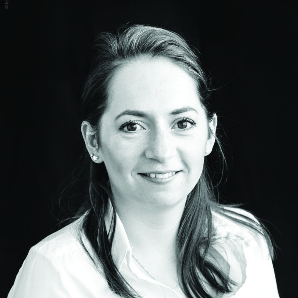 Sarah Gallelli - Project Team Manager - Project Solutions - Acolad ...