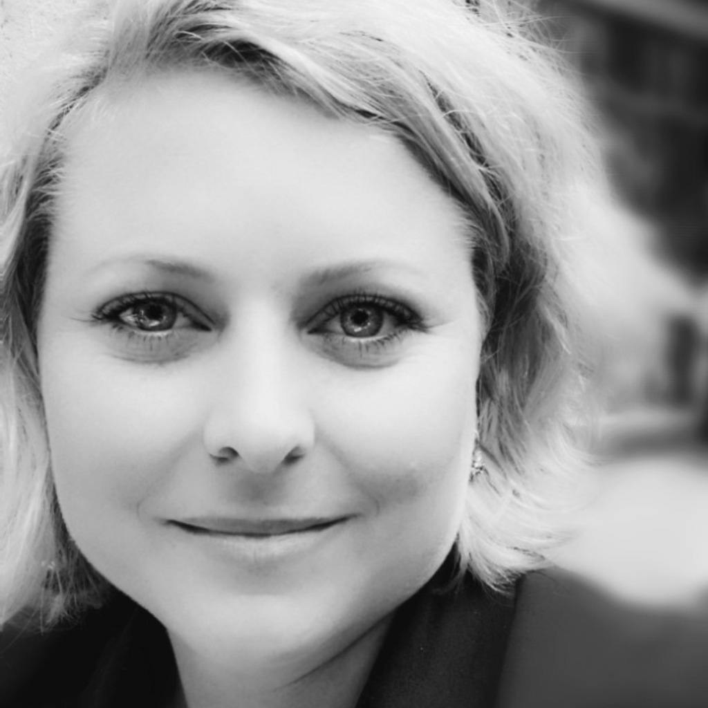 Julia Fuchs's Instagram, Twitter & Facebook on IDCrawl