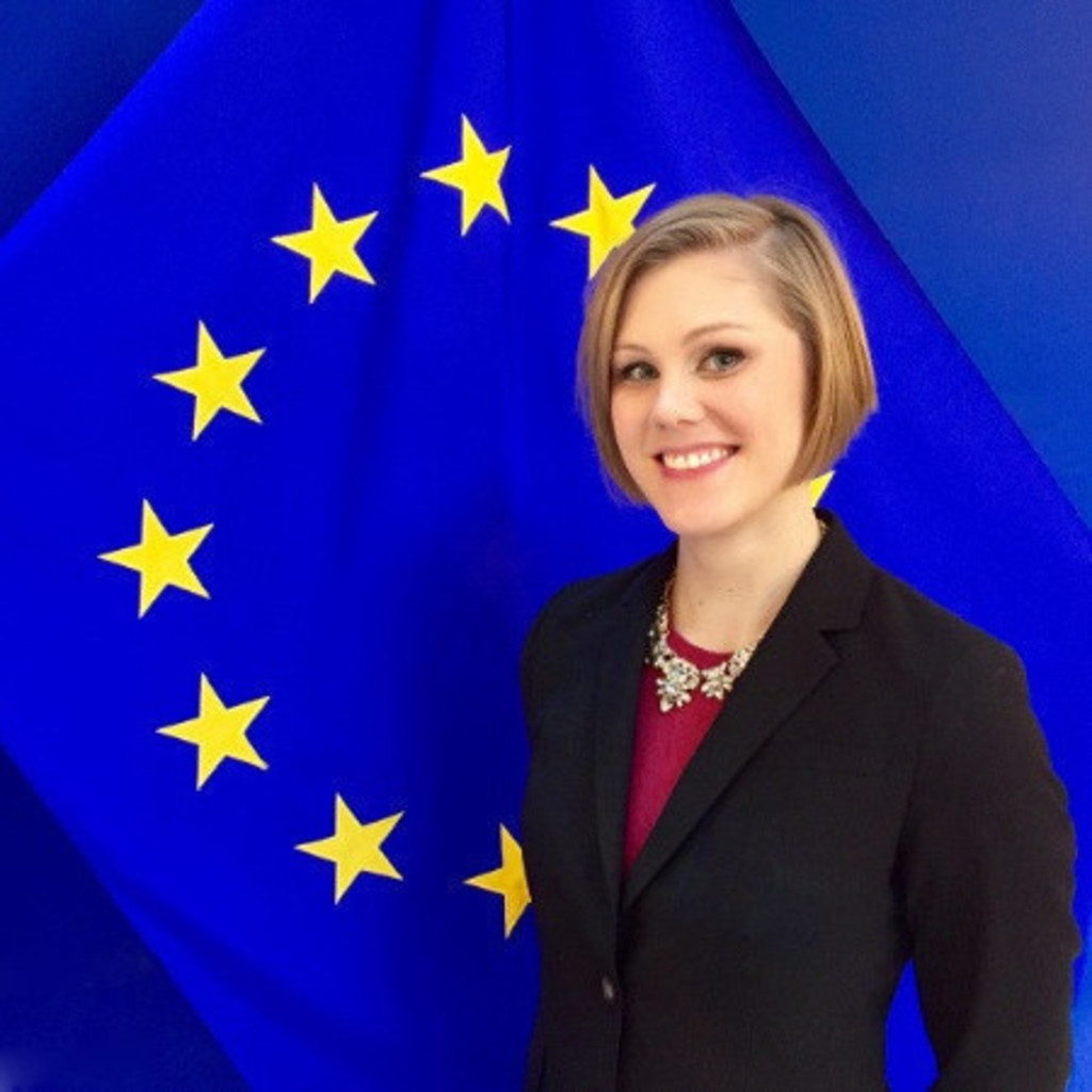 Laura Elizabeth Zimmerman Benbow - Schuman Trainee - European ...