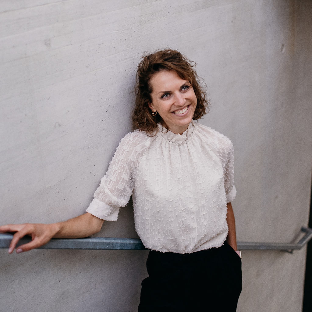 Jasmin Bauer - Personal- und Organisationsentwicklerin - Heinrich ...