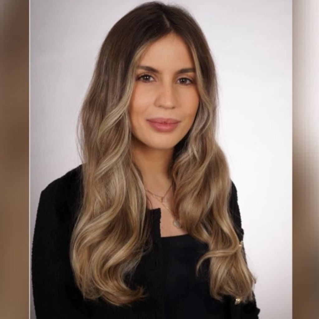 Almina Muminovic: Ausbildung und Berufserfahrung | XING