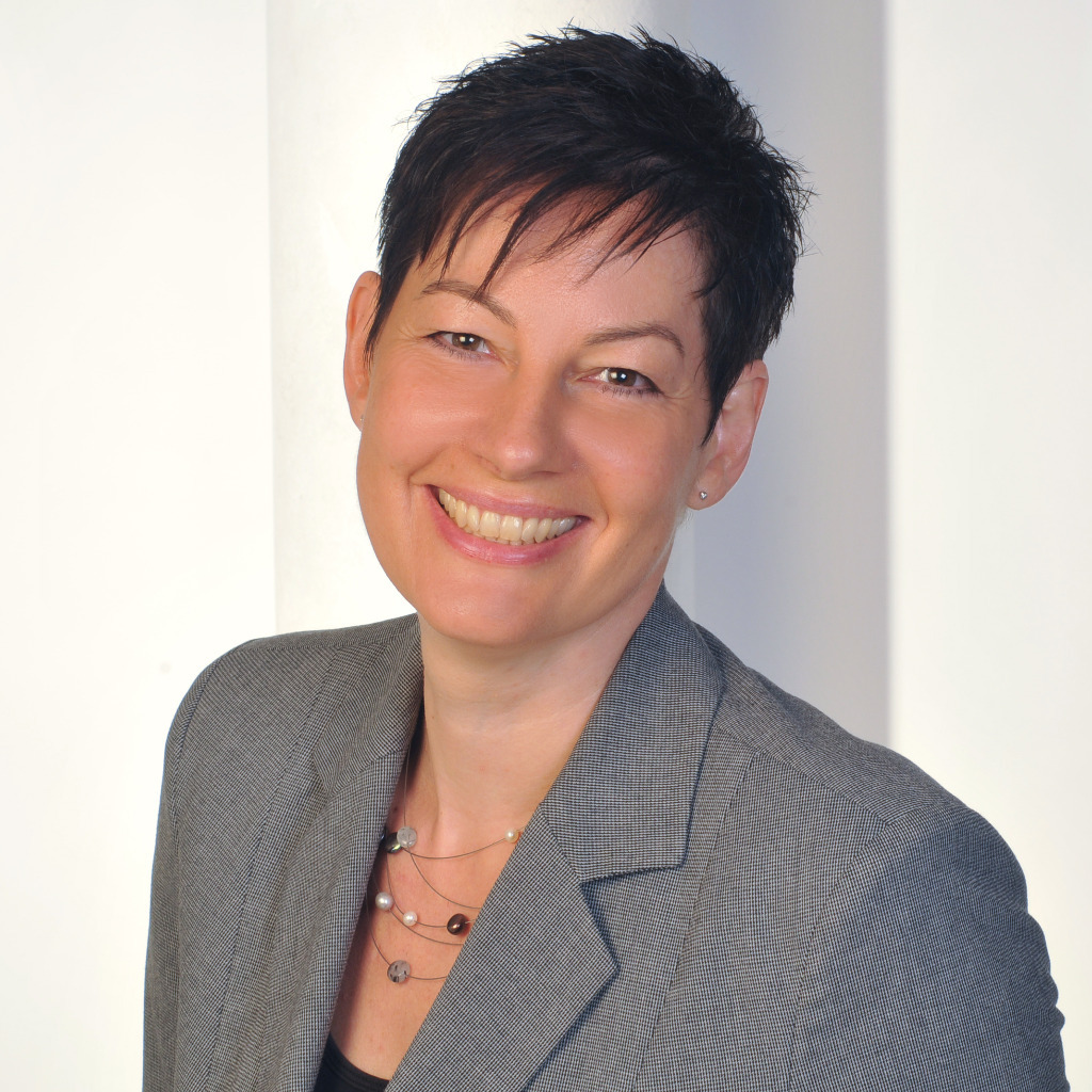 Martina Lang's Instagram, Twitter & Facebook on IDCrawl