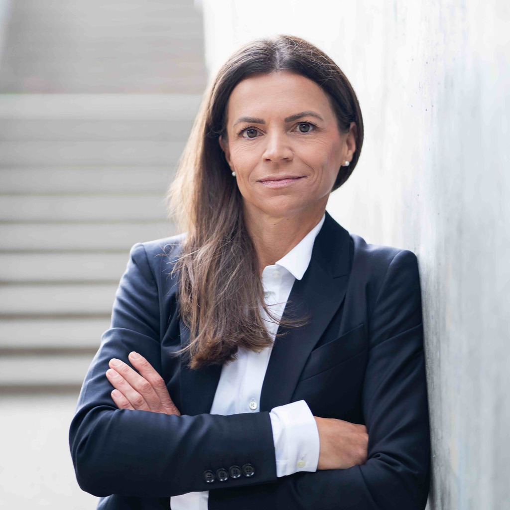 Sabrina Zeiss MBA - Bereichsleitung Op. Einkauf & Log., Mitglied der GL ...