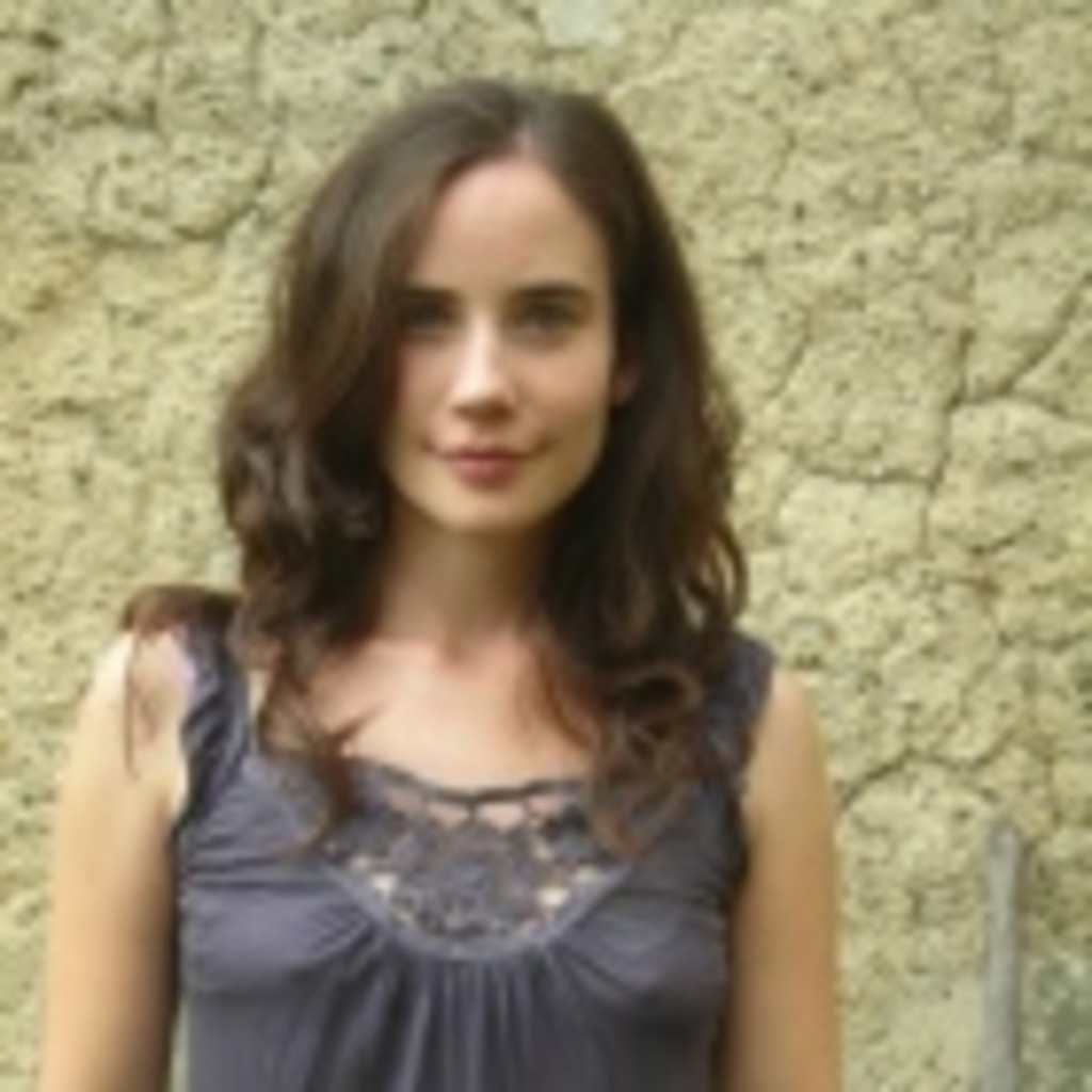 Hanna Bauer - Schauspielerin - Theater | XING