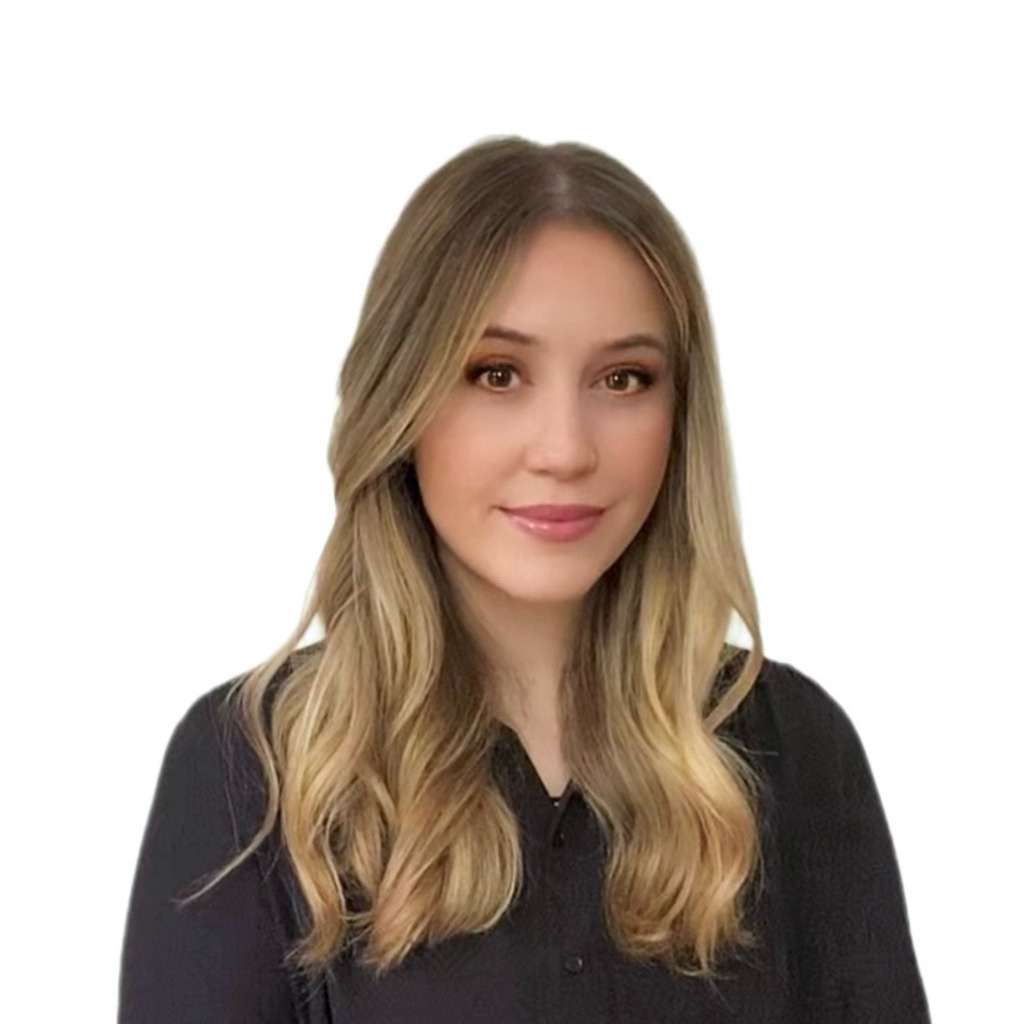 Alisa Wicker - MSc Management - Julius-Maximilians-Universität Würzburg ...