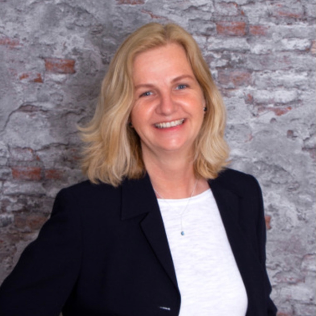 Barbara Pink - Geschäftsführerin - Essence Consulting GmbH | XING