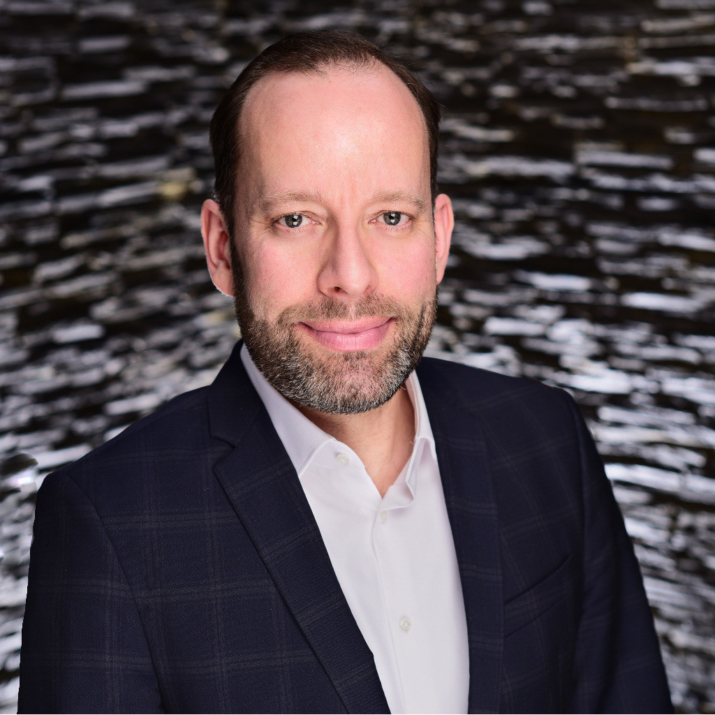 Ralf Jaszkowski - Head of Asset Management Real Estate - Ali Selmi ...