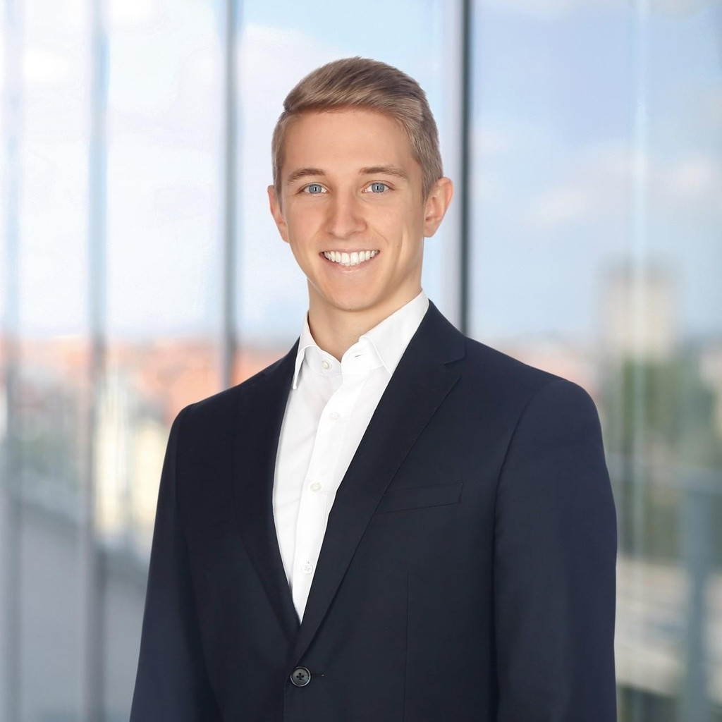 Tim Schneider - Referent - Deutsche Leasing Gruppe | XING