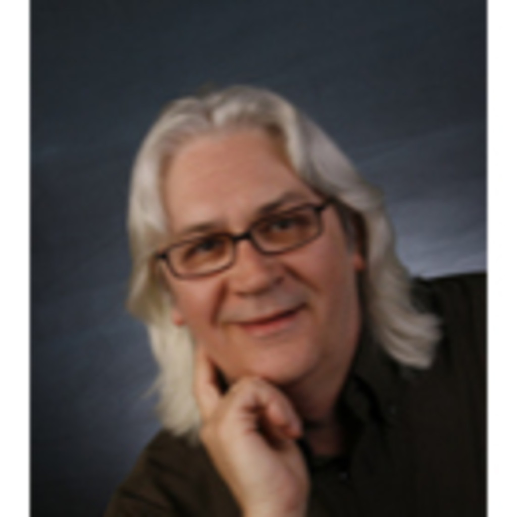 Javier San Martin - Labormitarbeiter (mit Psychologie Studium) - Nexis ...