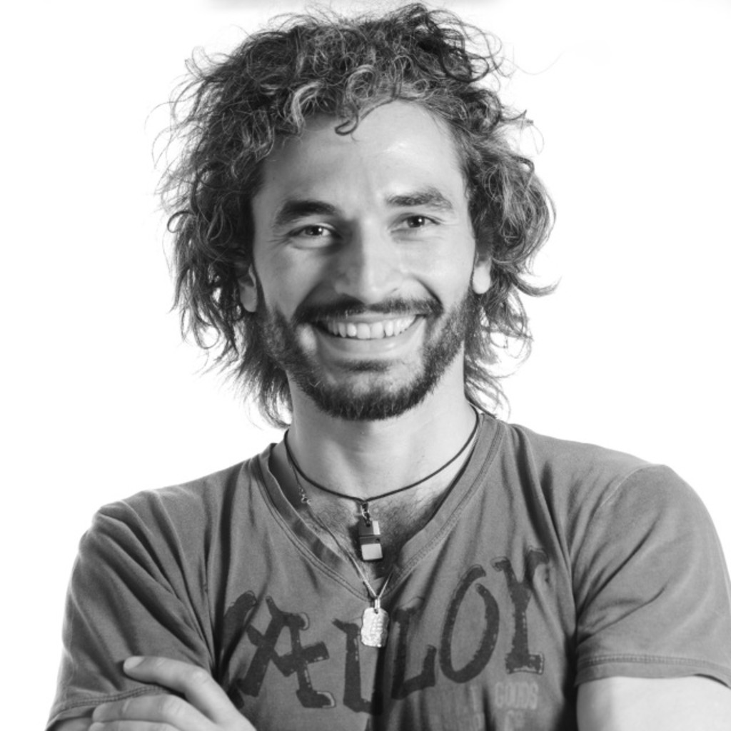 NICOLA ROCCATAGLIATA - CREATIVE - FREELANCE COMPANY | XING