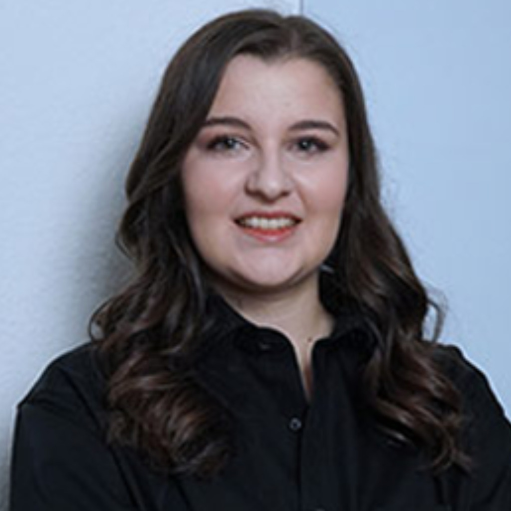 Lisa Tremblay's Instagram, Twitter & Facebook on IDCrawl