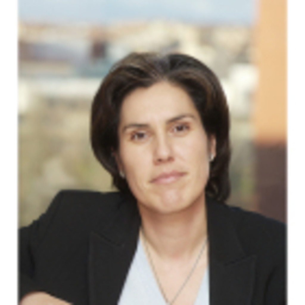 Maria Canedo Lindow - Regional Managing Director - Fujitsu Siemens ...