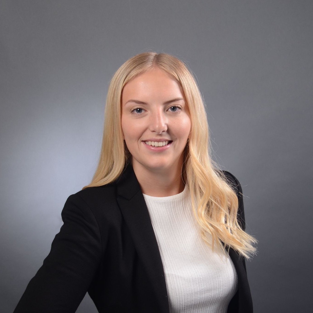 Lilly Langer - HR Business Partner - MOSOLF SE & Co. KG (MOSOLF Group ...