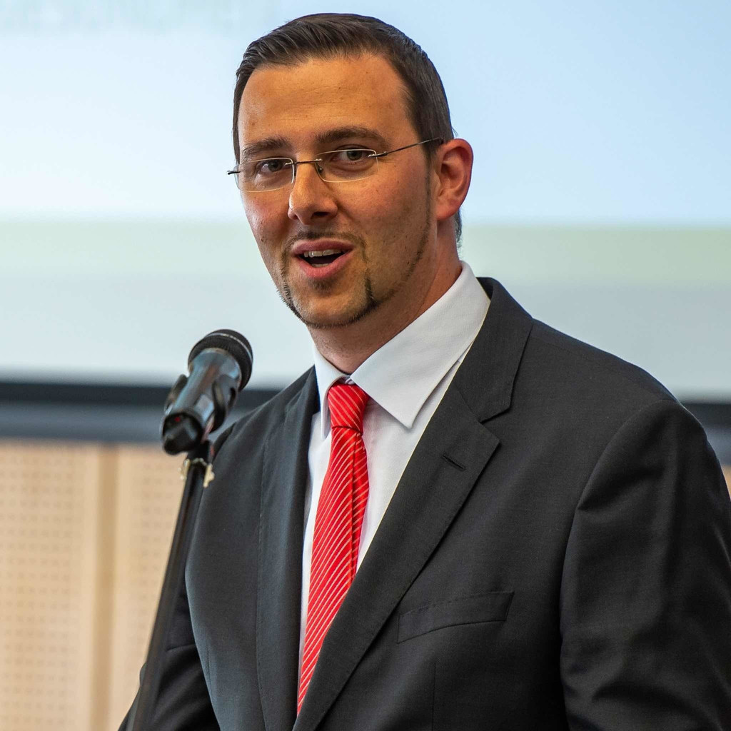 Frieß aus München in der Personensuche von Das Telefonbuch