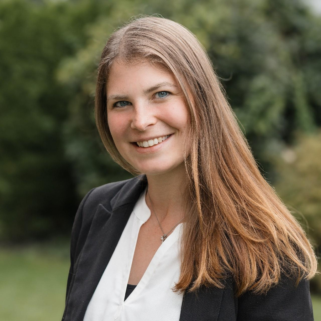 Katrin Erx - Steuerfachangestellte - {} | XING