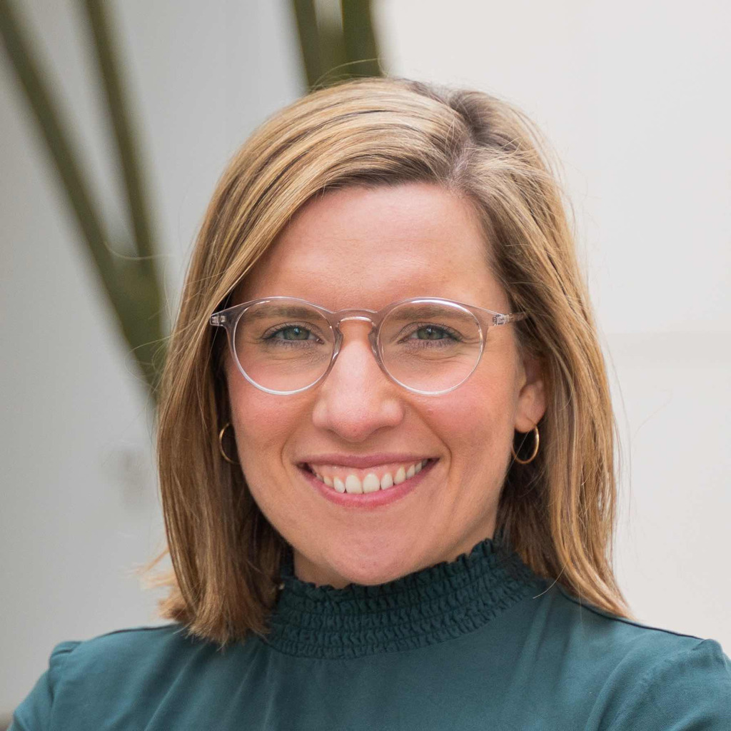 Karin Busch - Business, Language and Culture - Copenhagen Business ...