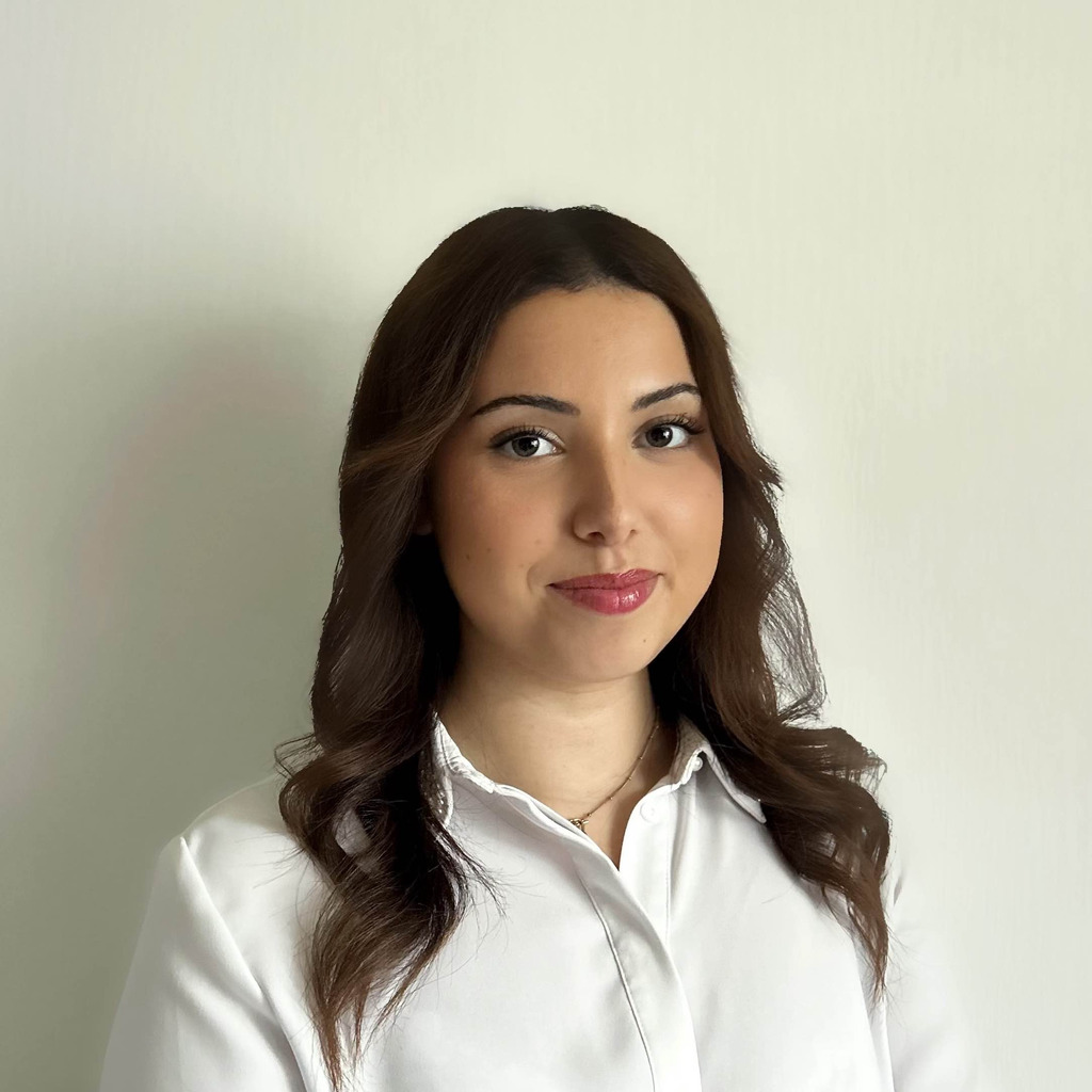 Alia Mabrouk - Serviceassistentin - Autohaus Jacob Fleischhauer | XING