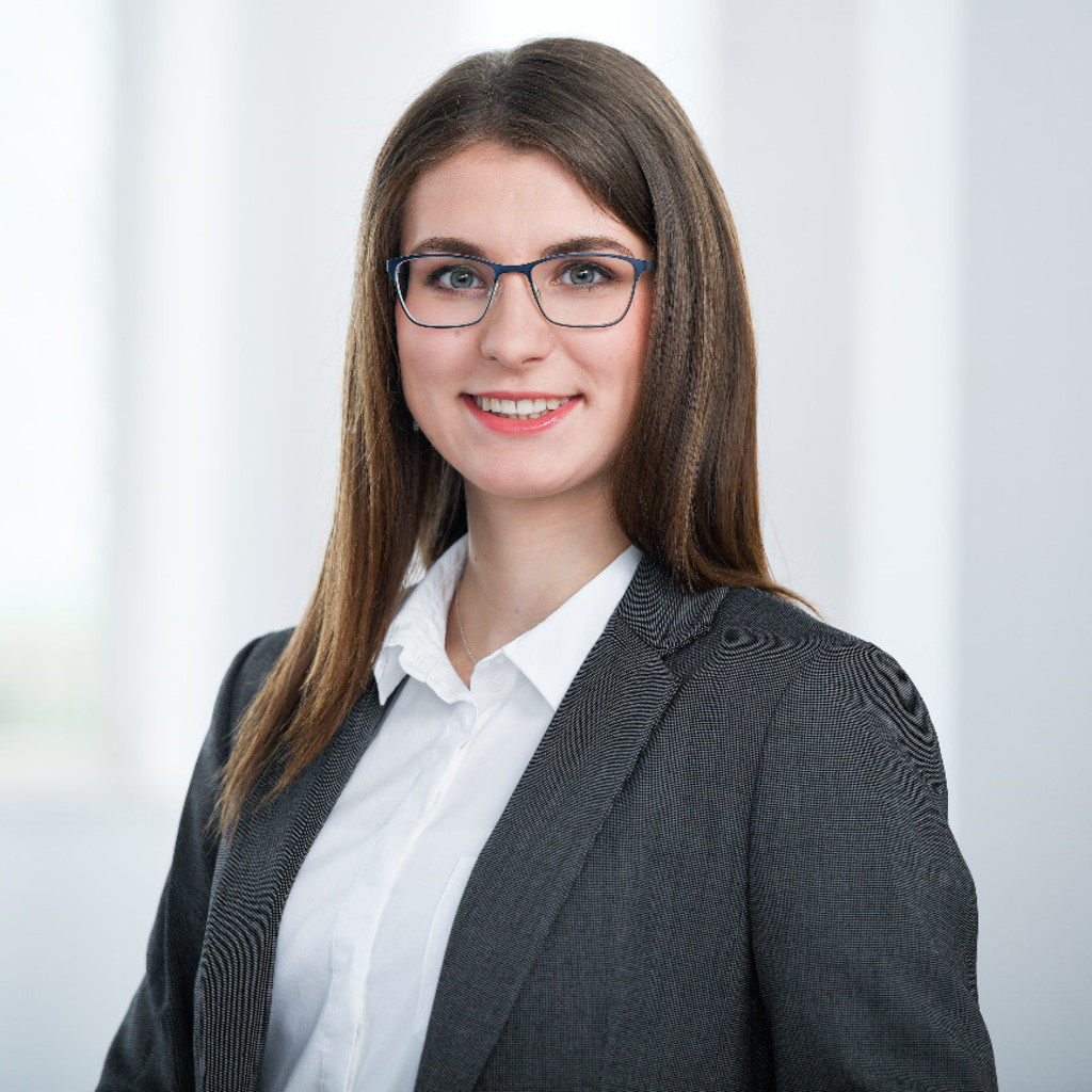 Isabelle Dick - Business Partner Controlling - HeidelbergCement AG | XING