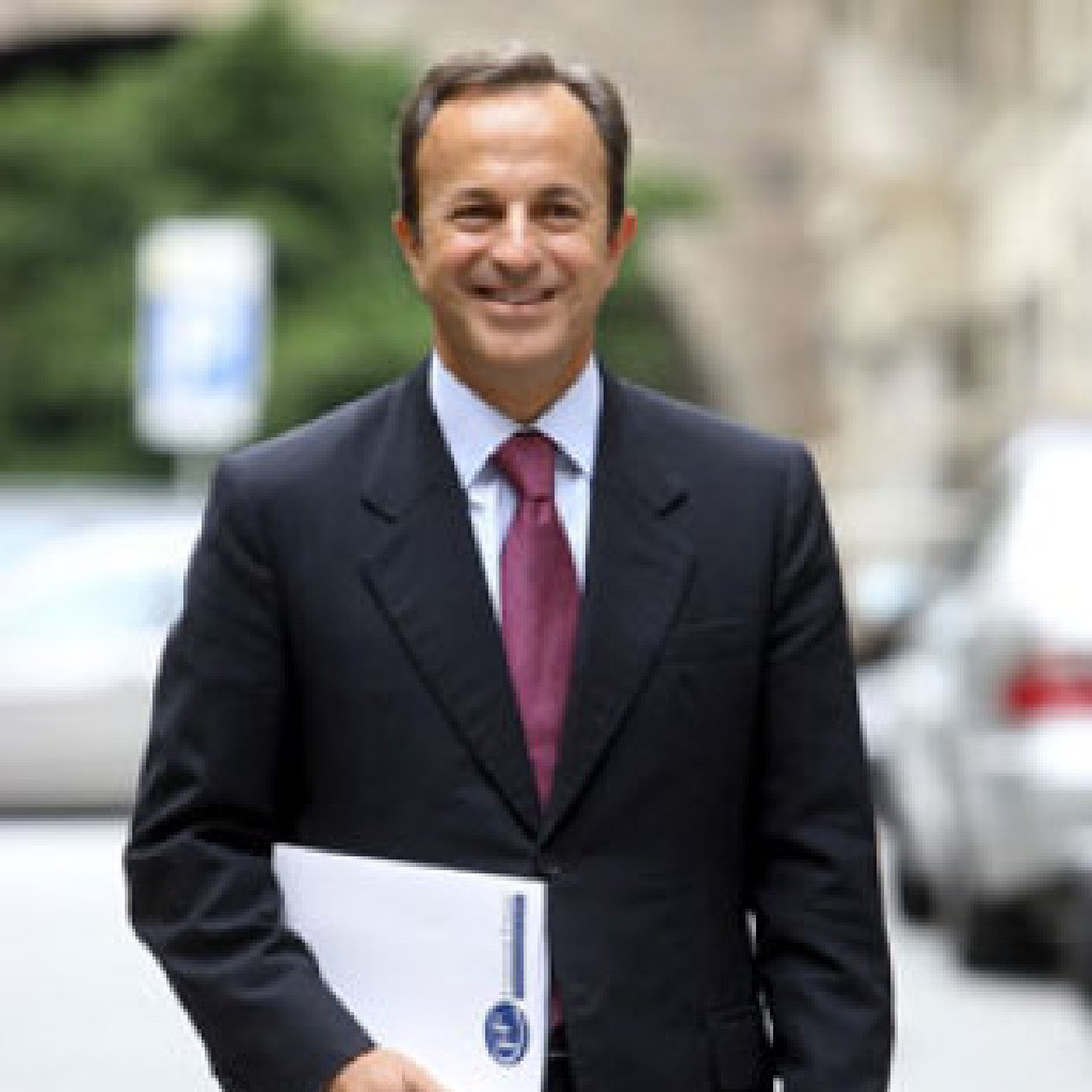 Dr. Adolfin Cordero Jimenez - Odontología - Universidad de Málaga | XING