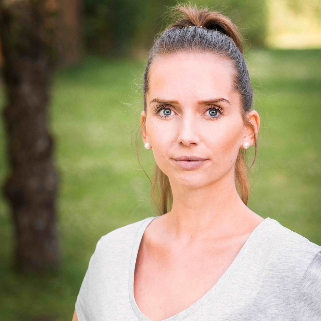 Laura Trützschler - Referentin Business Owner Workforcemanagement ...