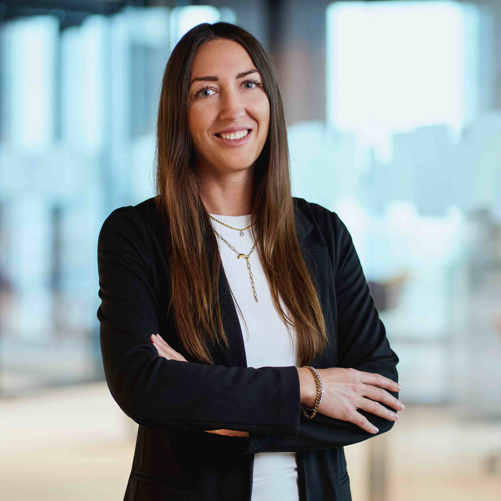 Nadine Nesseler - Senior Associate Sustainability, Financial Services - PwC Deutschland | XING