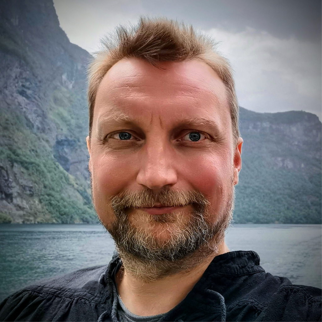 Tim Christmann - Software Engineer - adesso mobile solutions GmbH | XING