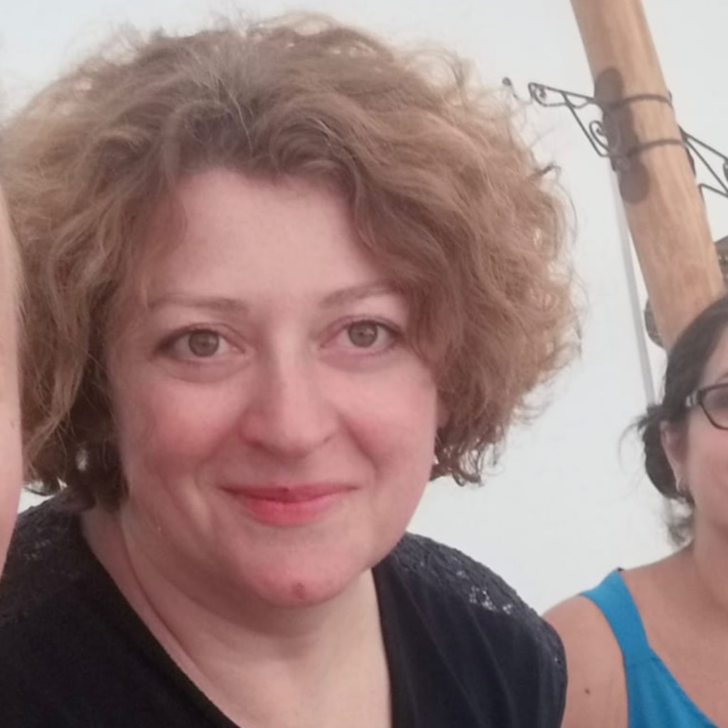 Angela Oberberger - Grafik-Designerin - P. N. | XING