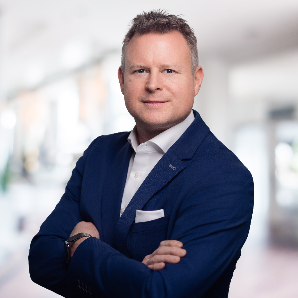 Florian Weil - Leiter Einkauf / Head of Procurement - SMA Metalltechnik ...