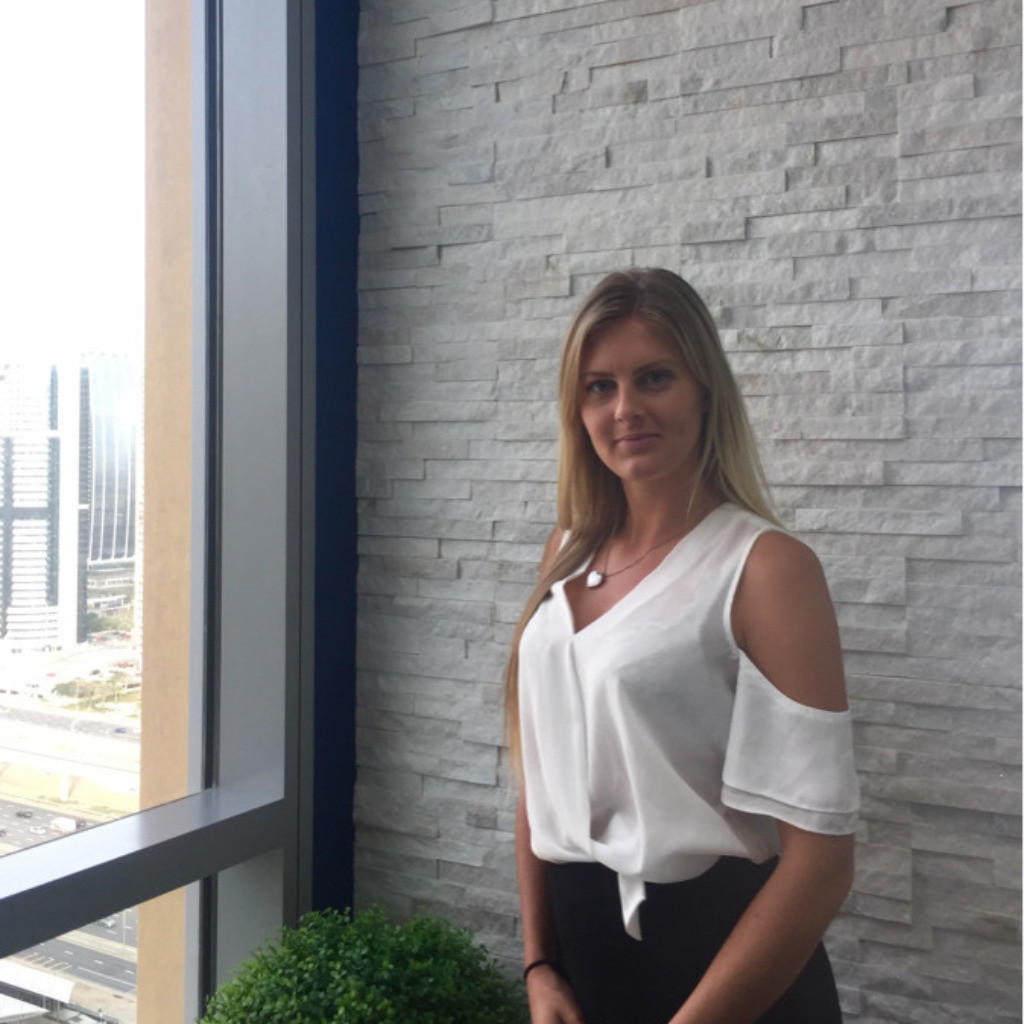 Chloe Bull - Graduate Wealth Advisor - deVere Acuma | XING