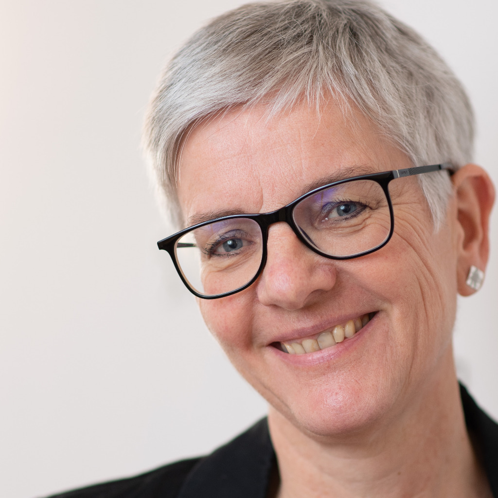 Almut Burkhardt - Pressereferentin - IHK für München und Oberbayern | XING