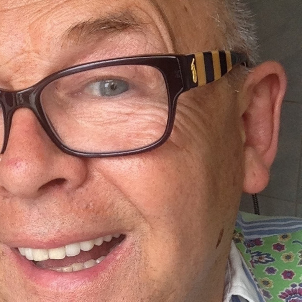 Colin Solman - Voiceover artist / vielseitig. Engl. Sprecher UK / US ...