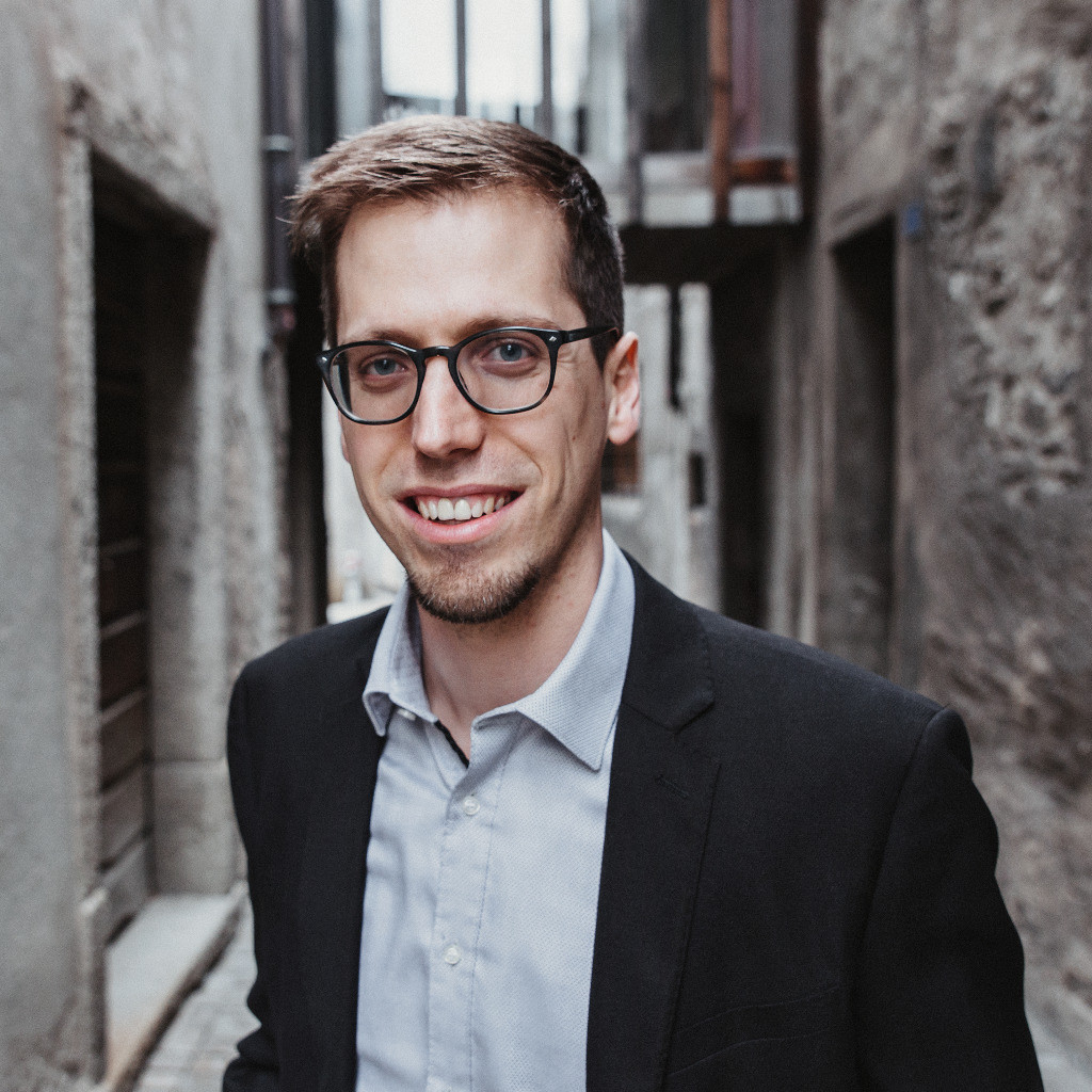 Thomas Ming - Gebäudetechnik Elektroengineering - Hochschule Luzern ...