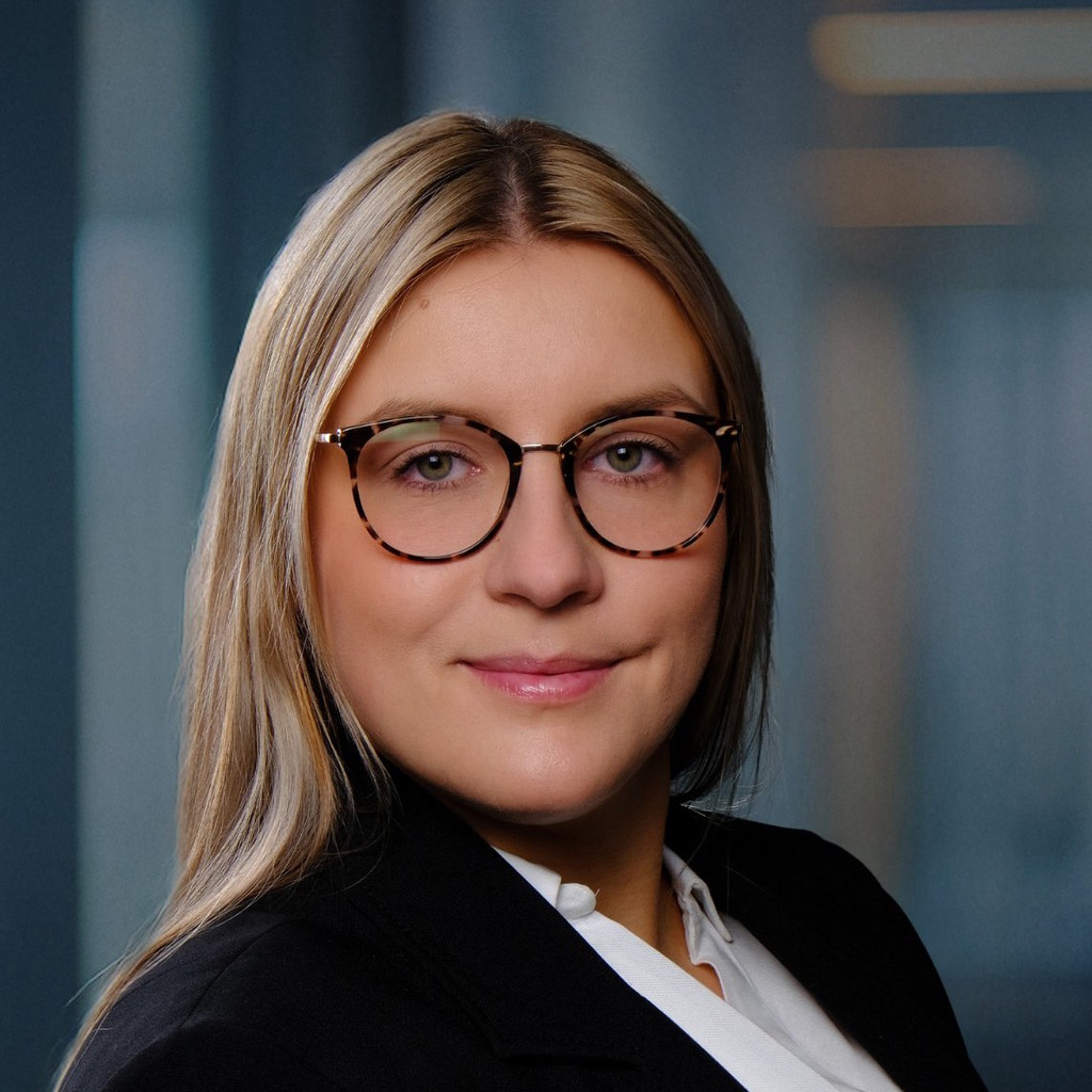 Donnice Heß - Teamassistentin - IKEA Deutschland GmbH & Co. KG ...