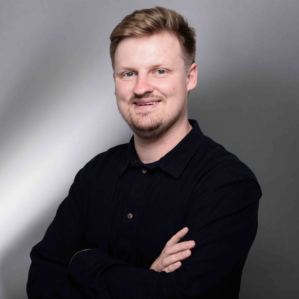 Nicolas Neumann - Arbeitsvorbereiter / Fertigungsplaner - Qioptiq ...