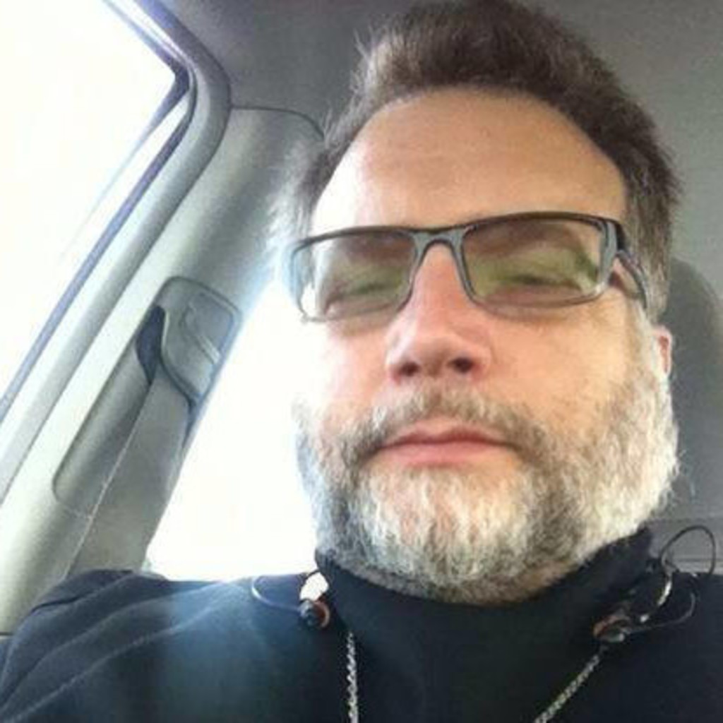 Wade Fahnestock - Director - Blue Kirk | XING