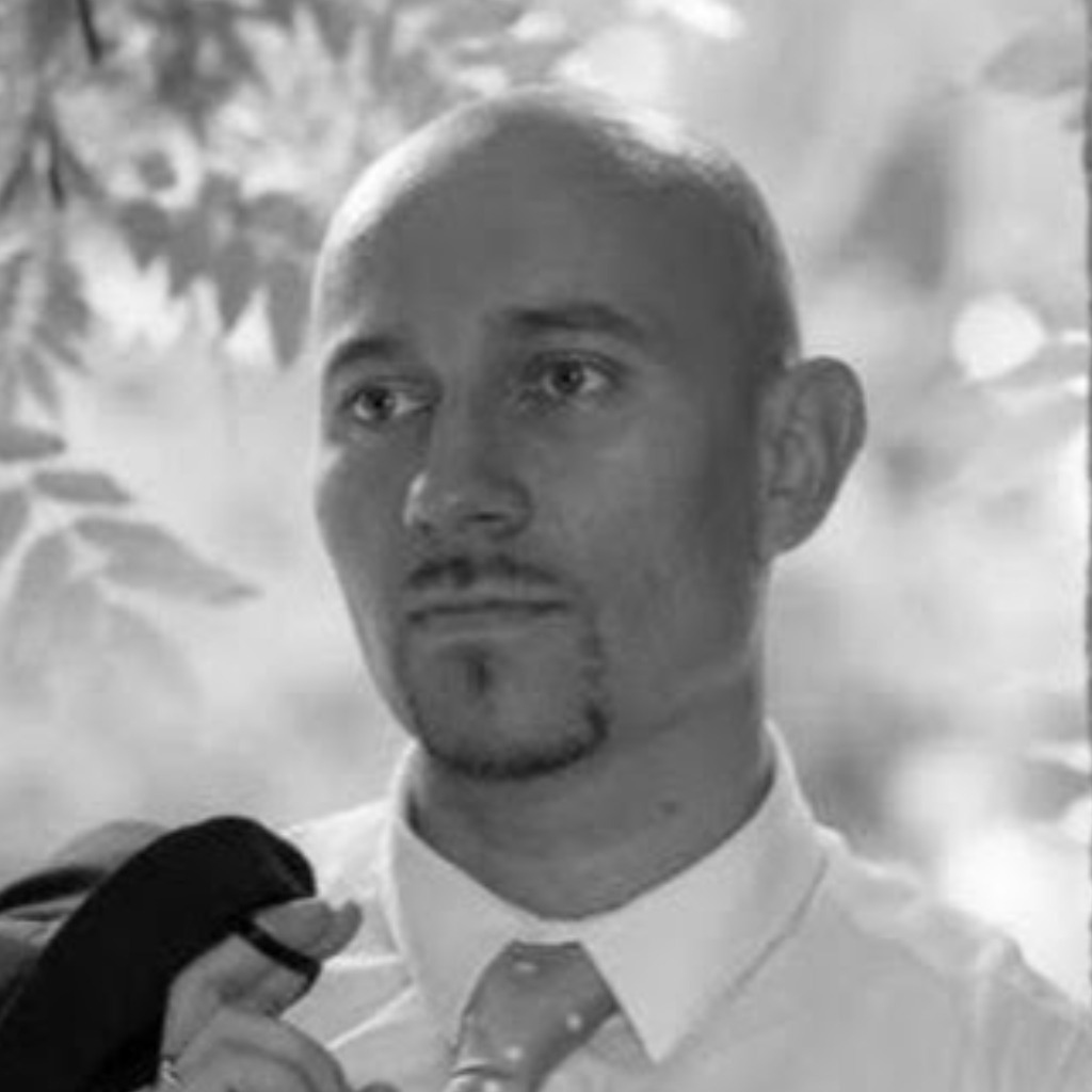 Pascal Simon Buttkewitz - IT Systems Administrator - International NGO | XING