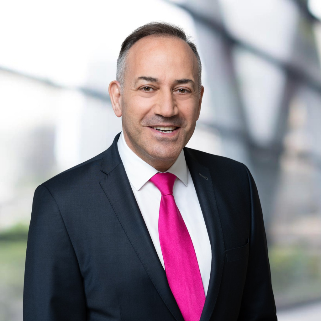 Christos L. Stylianou - Switzerland Country Leader - Cumming Group | XING