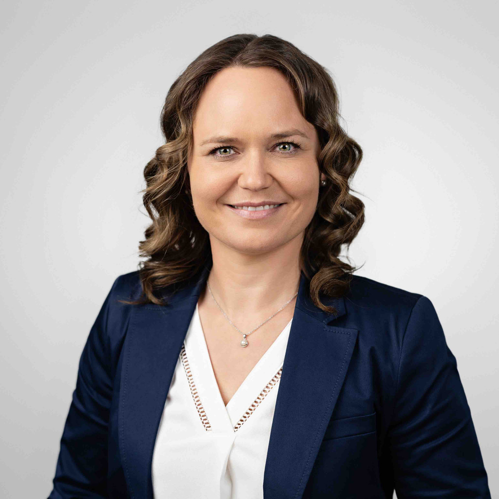 Sabrina Becker - Director Technical Operations - AbbVie Deutschland ...