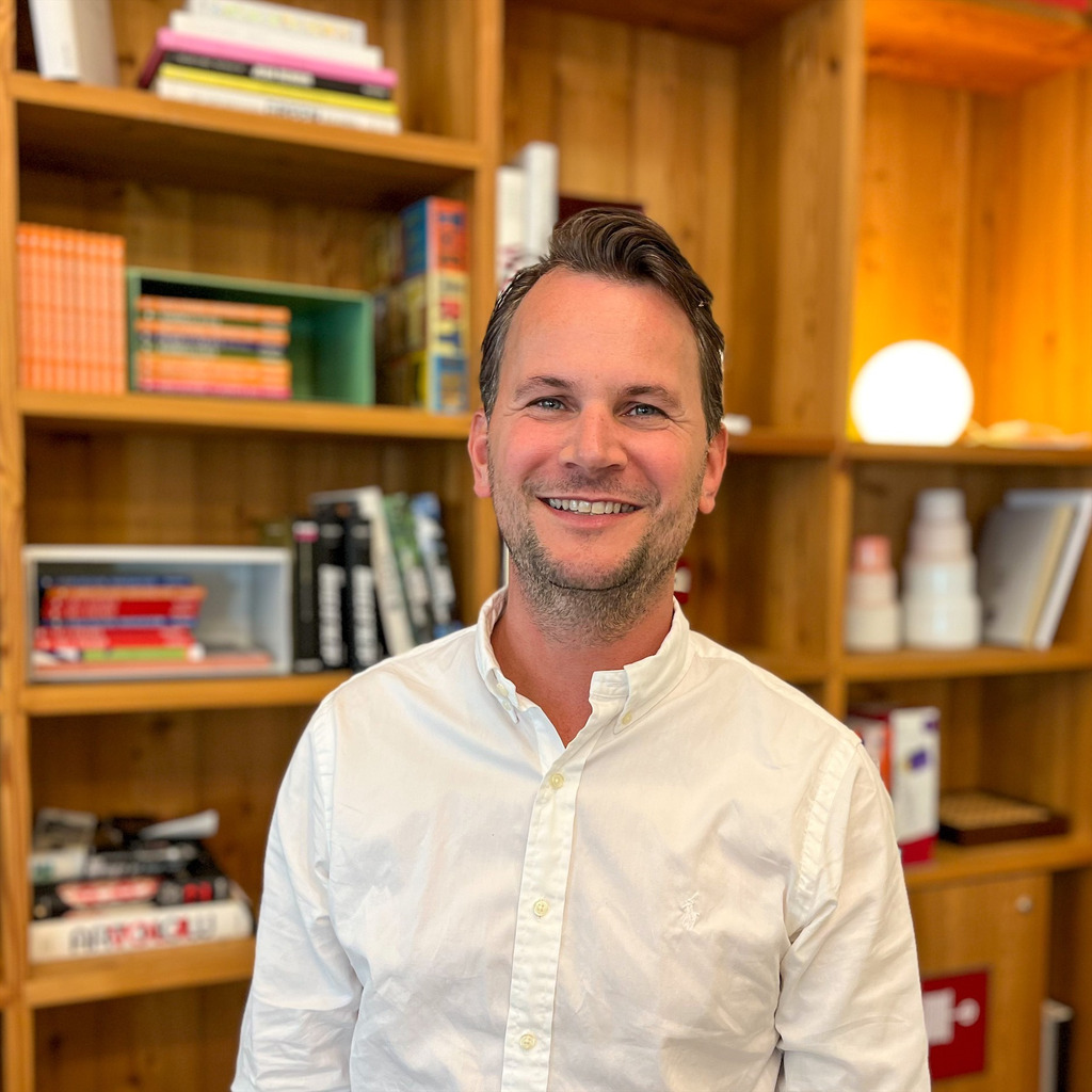 Tim Fresen - Senior Sales Manager - F24 AG | XING