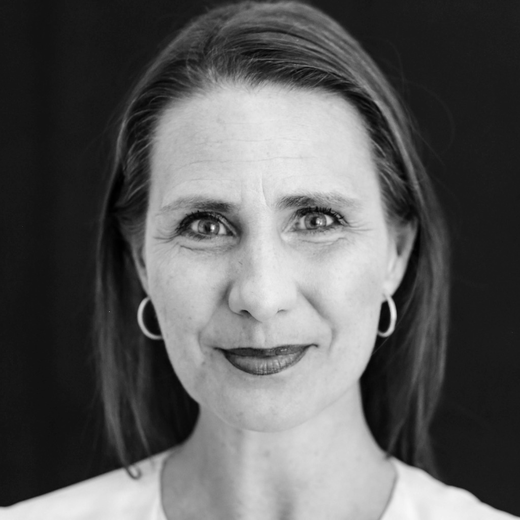 Andrea Strand - Partner & Senior Executive Search Consultant - Head ...