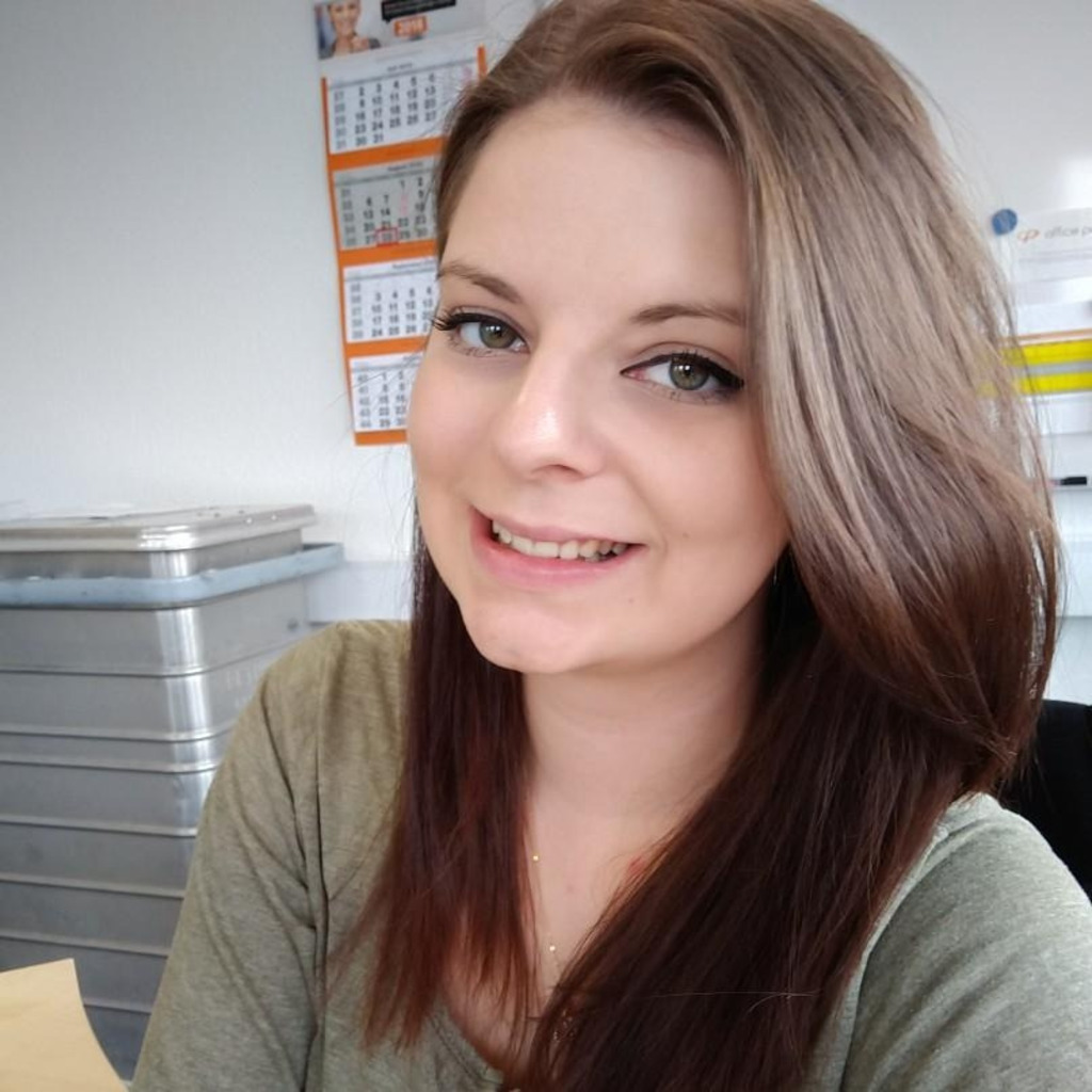 Sabrina Koch - Sachbearbeiter Administration/Waage - TSR Recycling GmbH ...