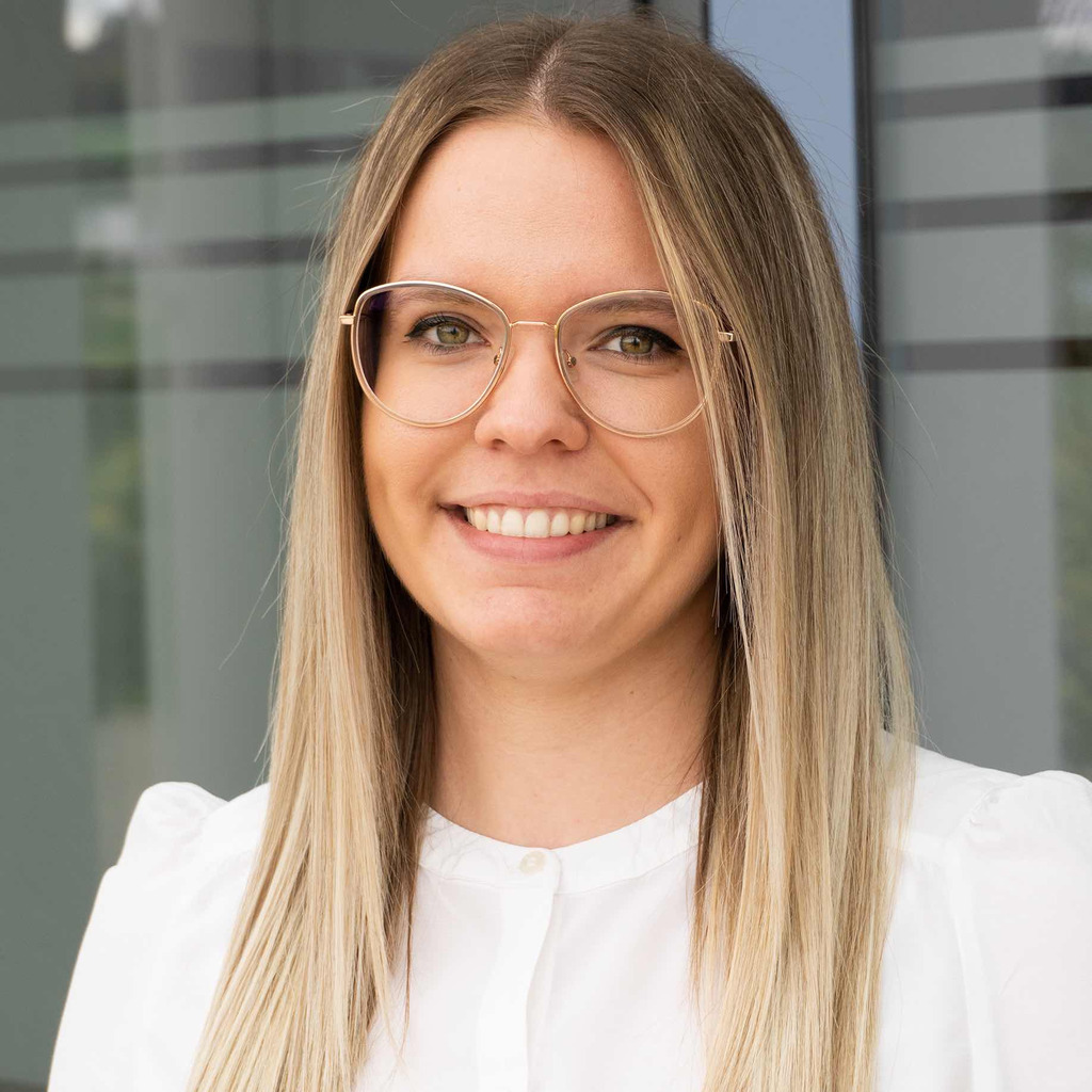 Alisa Walz - Kreditsachbearbeiterin - Volksbank Ulm-Biberach eG | XING