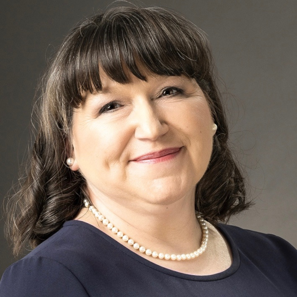 Eva Kober: Volljuristin, Betriebswirtin | XING