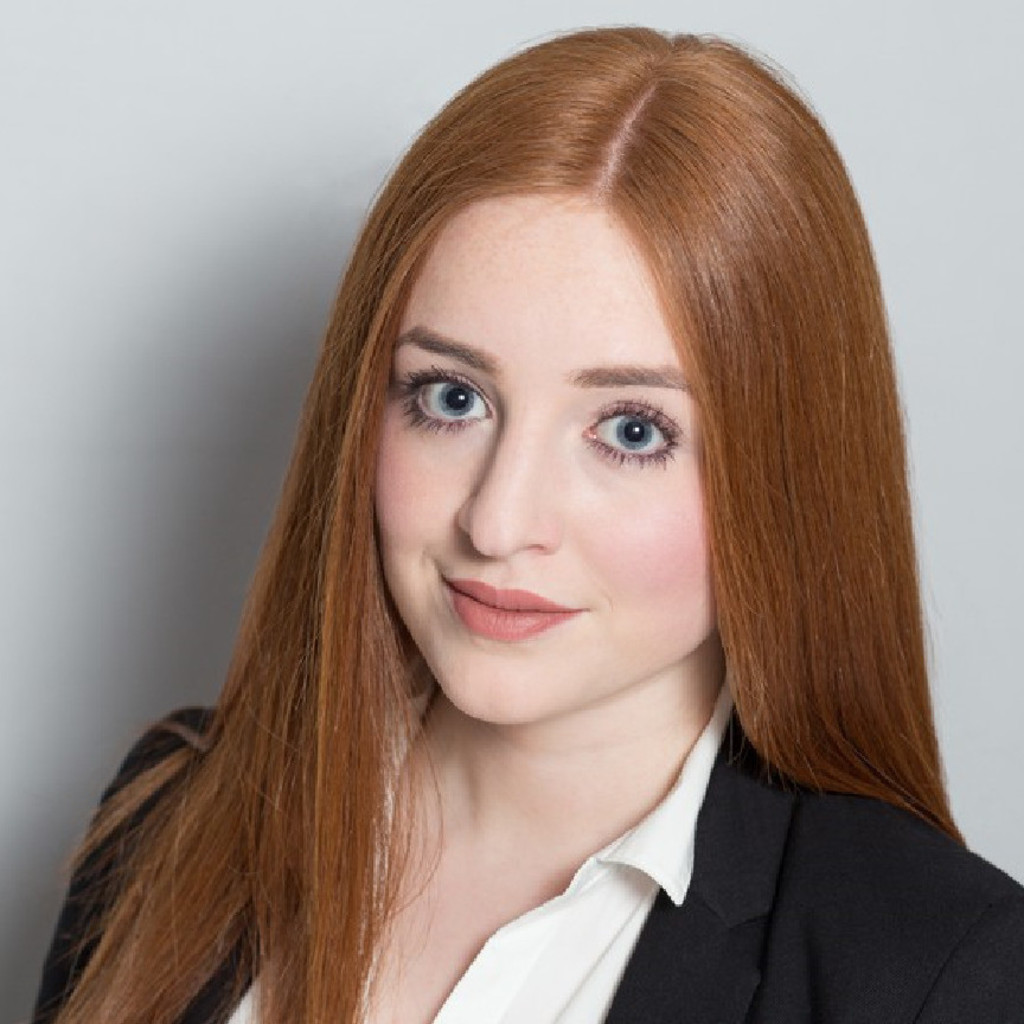 Maren Schütte - Werkstudentin People & Culture - Mercedes-Benz Vans ...