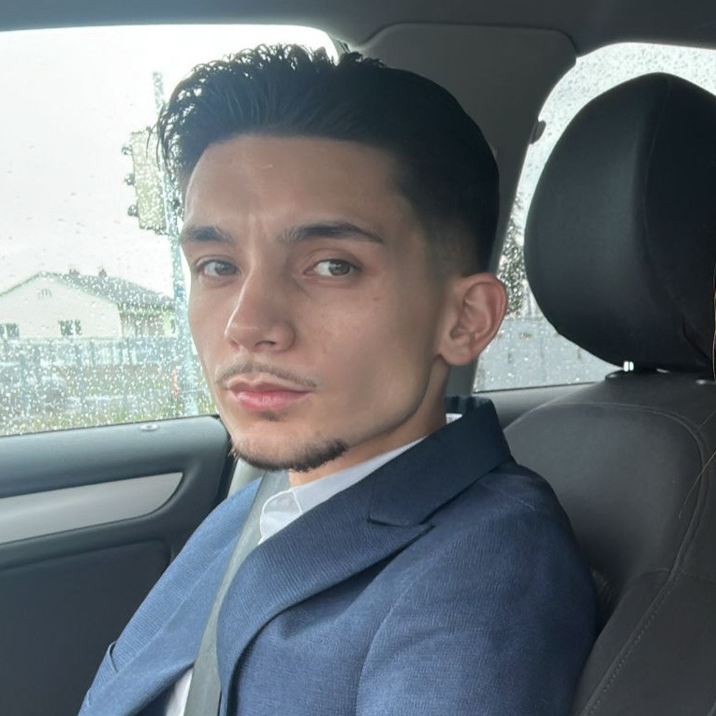 Berkant Asik - Augenoptiker - Pearle Österreich GmbH | XING