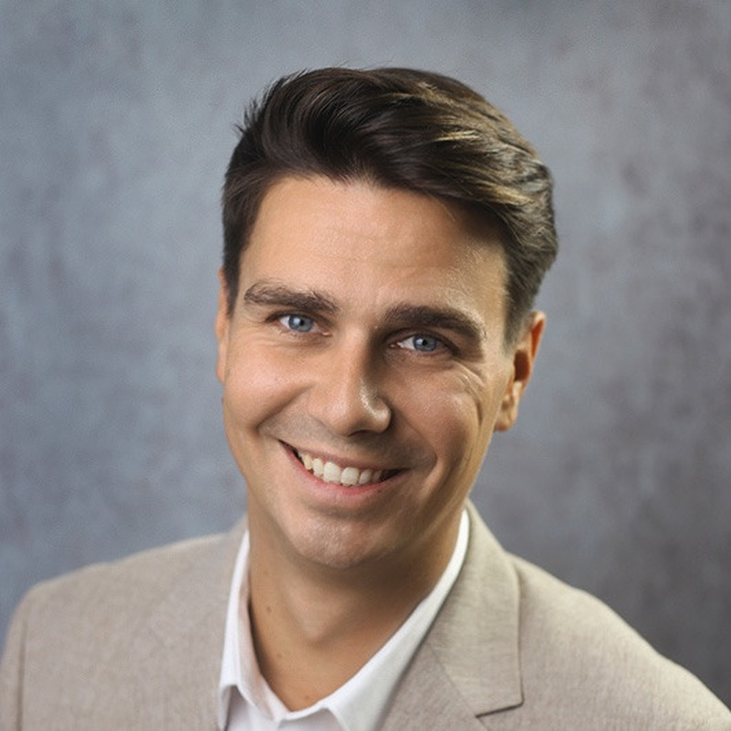 Johann Siewert - Baumaschinenverkäufer - Liebherr-Baumaschinen ...