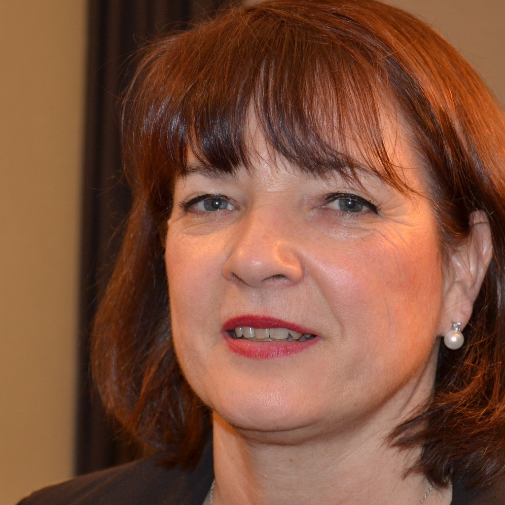 Birgit Wagner - Specialist Technical Customer Support - Beckman Coulter ...