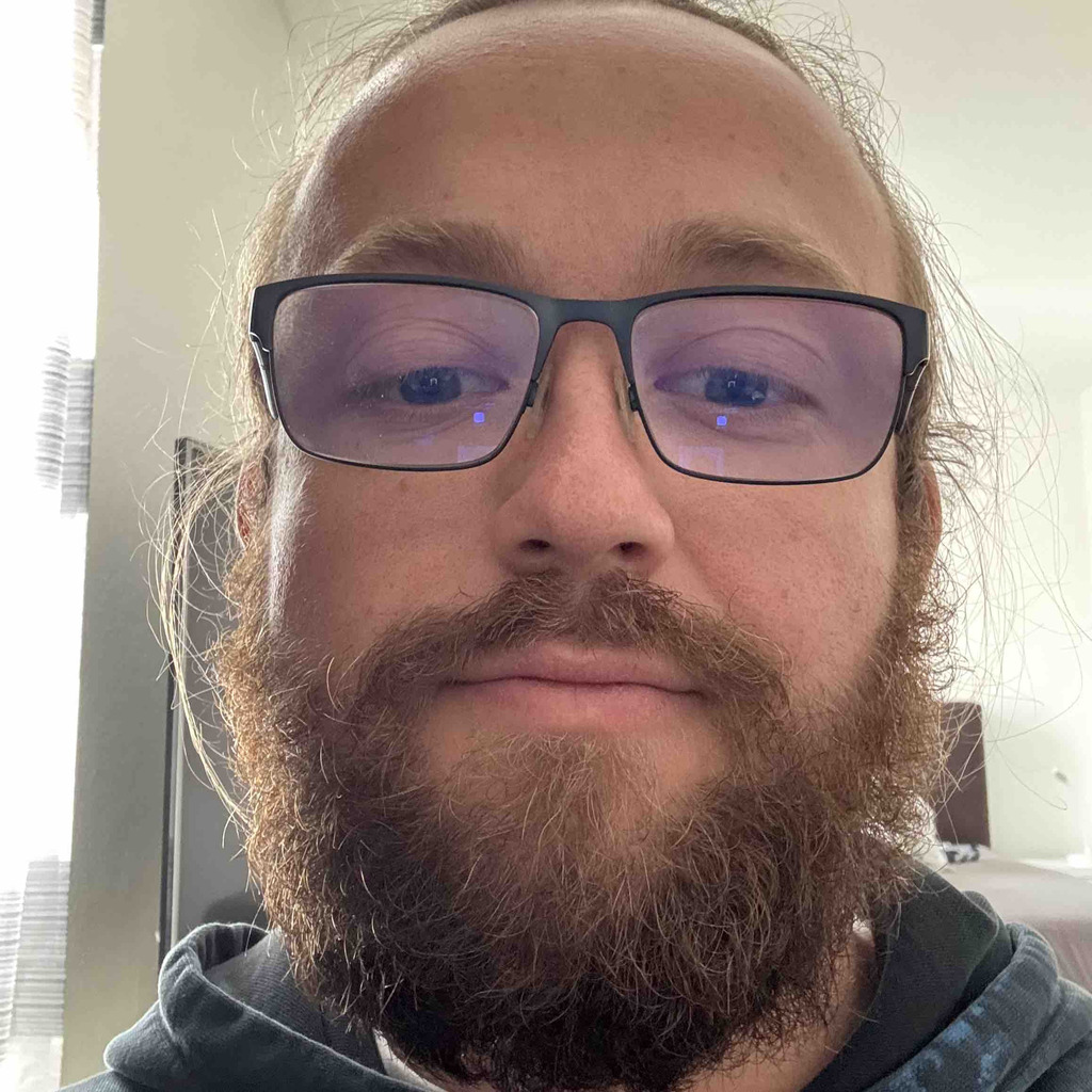 Kevin Schneider - Stationsleiter Altenpflege - Arche Noris gGmbH | XING