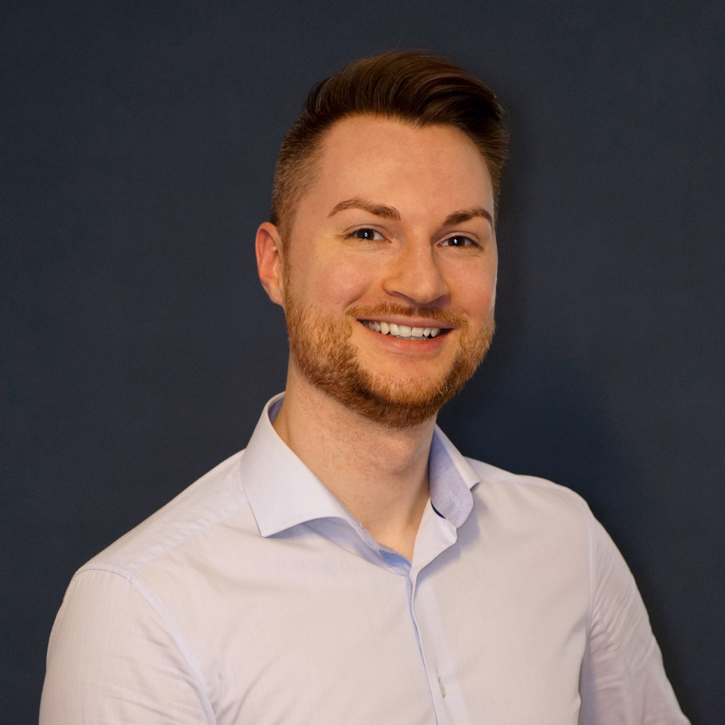 Alex Nowakowski - Digital Operations Manager - Pixlip GmbH | XING