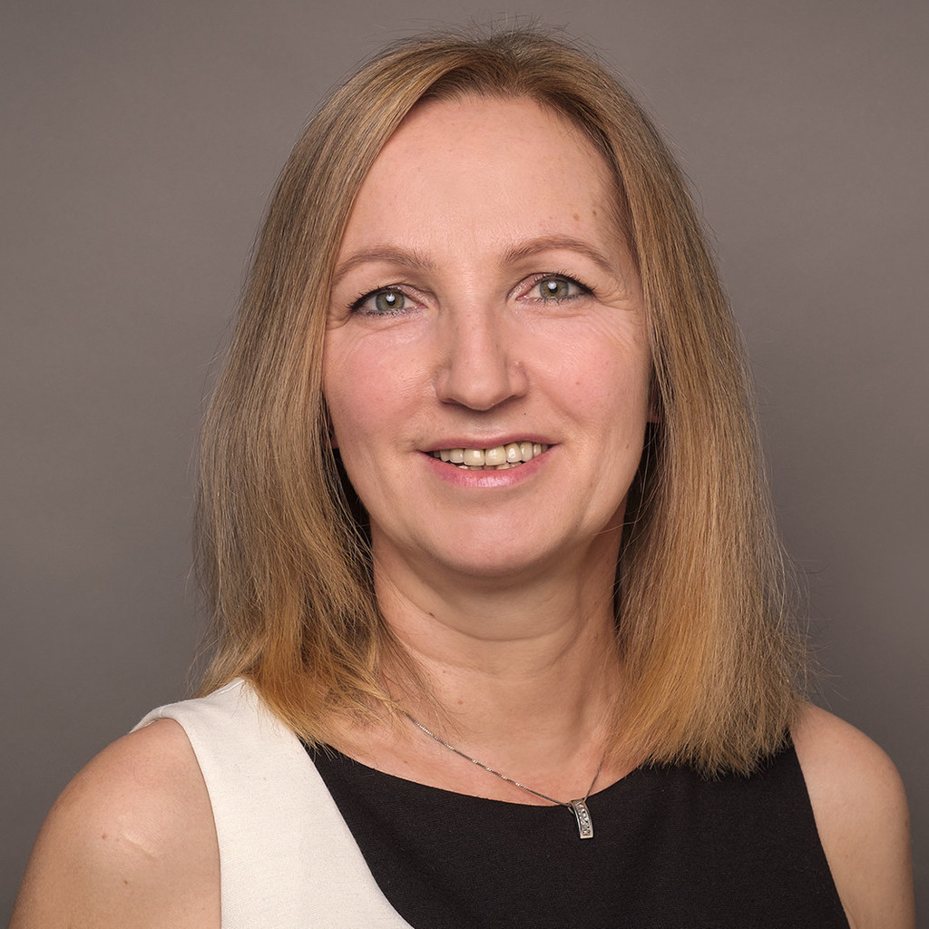 Stephanie Huhn's Instagram, Twitter & Facebook on IDCrawl